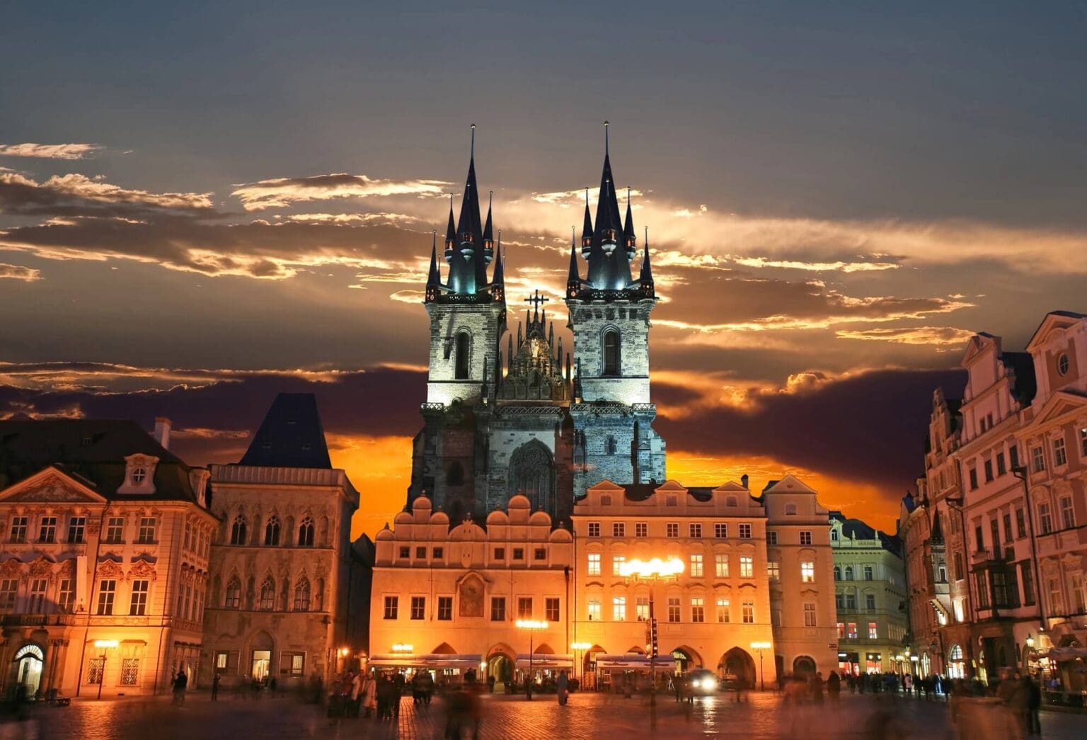 13 Most Happening Things to Do in Prague at Night